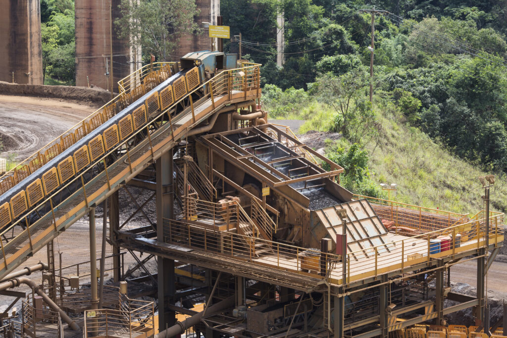 XL-Class High-Capacity Vibrating Screen- Haver & Boecker Niagara